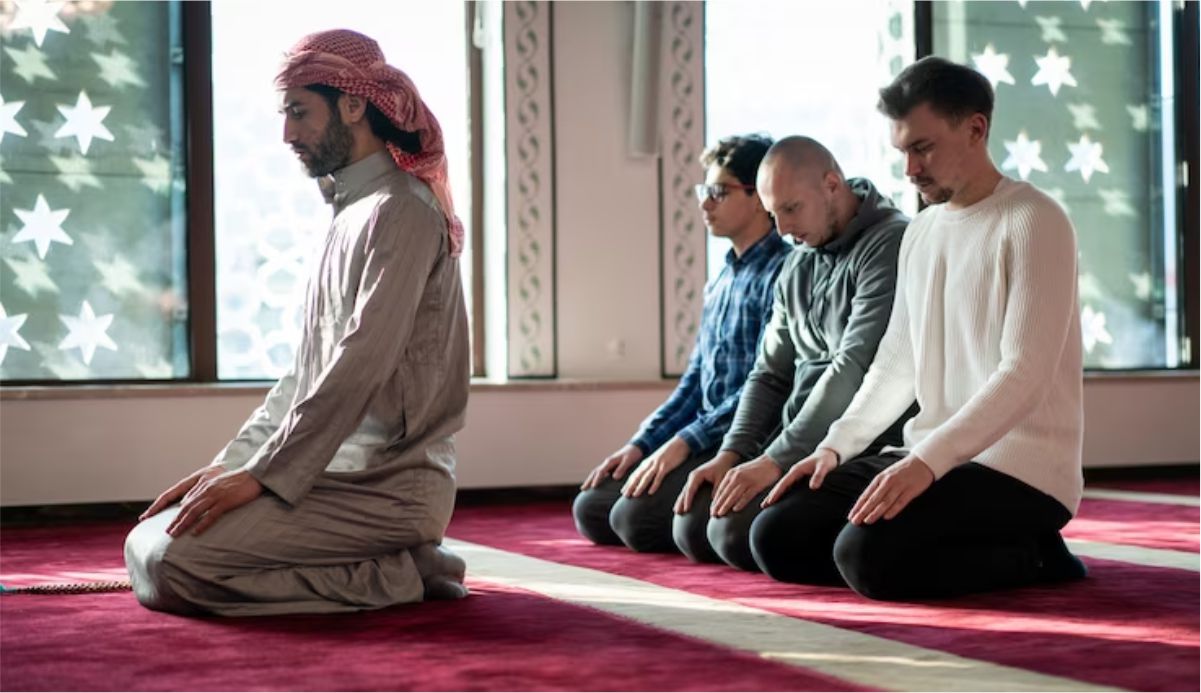 Apa itu Tuma'ninah? Ketahui Bagian Kesempurnaan dari Salat